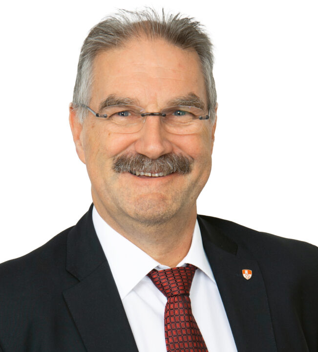 SVP Obwalden - SVP Sarnen kandidiert mit vier erfahrenen ...